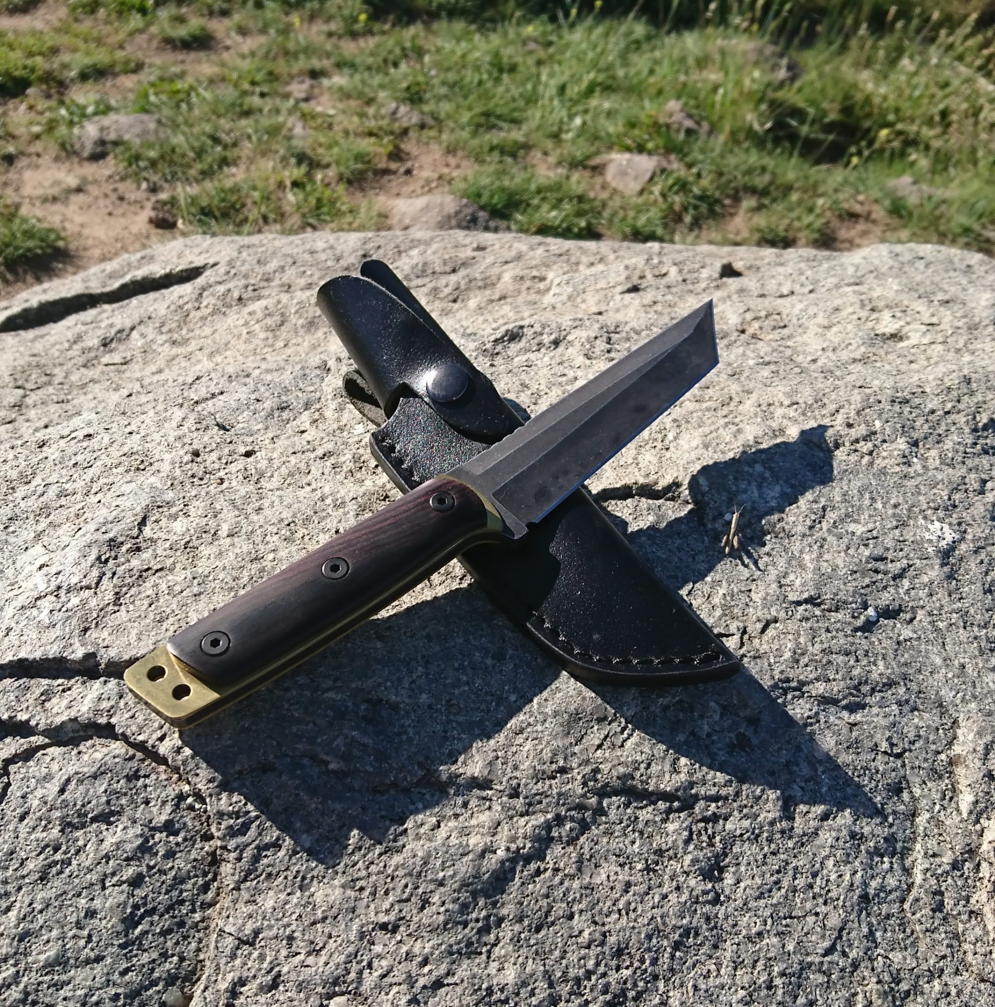 Dark blade Tanto hunting Knife ⋆ Swords Magic And Dragons